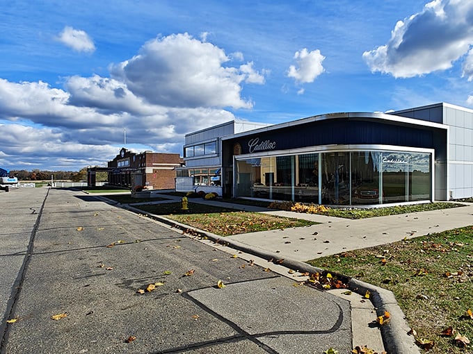 The Gilmore's Cadillac building showcases Detroit's finest&mdash;when American luxury meant something and chrome was king.