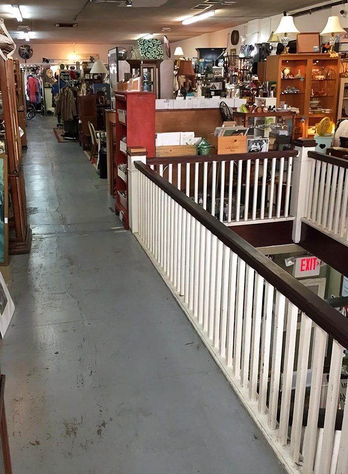 The third floor reveals itself like the final level of a vintage video game&mdash;except everything here gives extra lives to forgotten treasures.