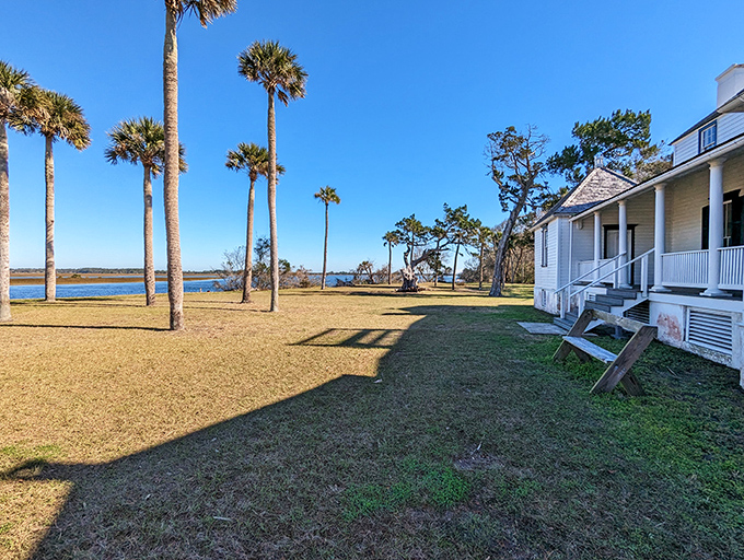The plantation's waterfront setting showcases why this location was so valuable, with views that captivate visitors just as they did centuries ago.