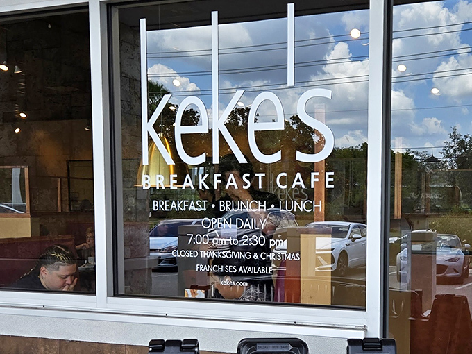 Early birds get the pancakes &ndash; Keke's opens daily at 7 AM, giving breakfast enthusiasts plenty of time to indulge before the day begins.