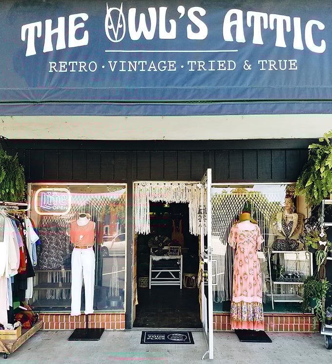 The welcoming entrance displays the day's featured fashion finds &ndash; mannequins dressed in their vintage best invite you into this retro wonderland.