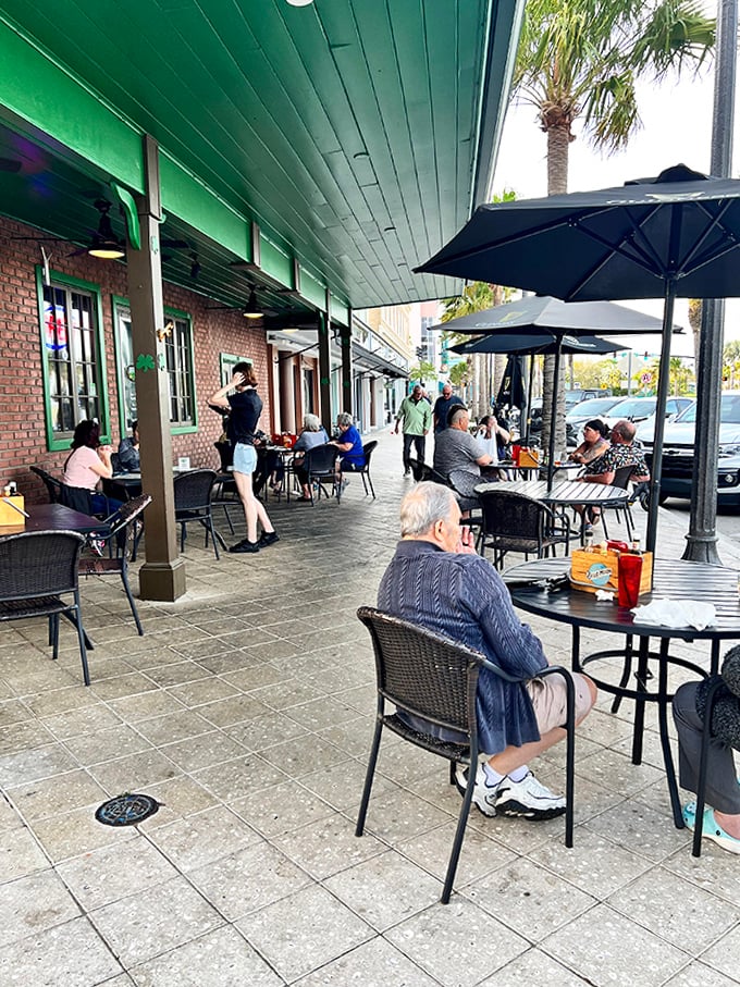 The outdoor seating area offers that uniquely Florida experience of enjoying Irish pub fare under swaying palm trees &ndash; the best of both worlds.