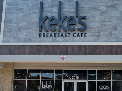 The Pancakes At Keke's Breakfast Cafe In Florida Are So Huge, They ...