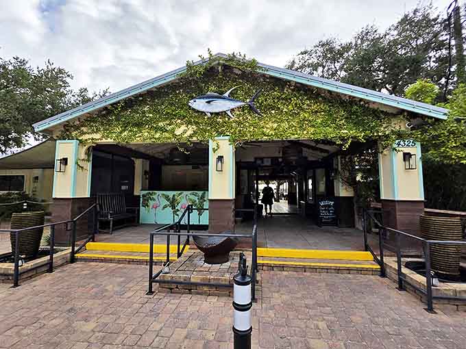 Cap's on the Water offers a front-row seat to nature's nightly show &ndash; spectacular sunsets that pair perfectly with fresh seafood.