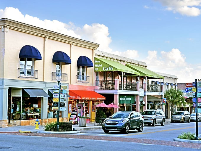 Mount Dora's charming downtown invites visitors to explore boutique shops and caf&eacute;s housed in historic buildings dating back to Florida's early days.