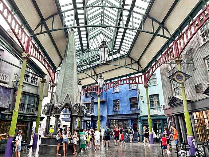 Carkitt Market's covered shopping area offers blessed shade from the Florida sun while maintaining that "I've definitely left Orlando" feeling.