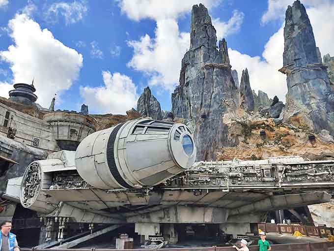 The Millennium Falcon rests in Black Spire Outpost, ready for wannabe smugglers to inevitably scratch the paint job on their first smuggling run.