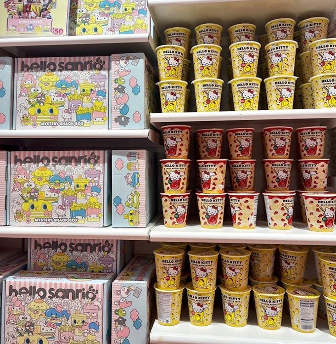 Hello Kitty cup noodles: Japan's favorite feline gets the sweet treatment with these adorable containers &ndash; kawaii enough to make you squeal regardless of age.