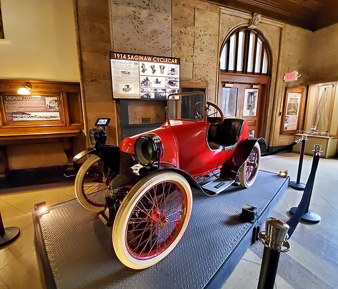 This 1914 Saginaw Cyclecar proves that Michigan's automotive innovation started with bold, slightly bonkers ideas that look absolutely adorable in retrospect.