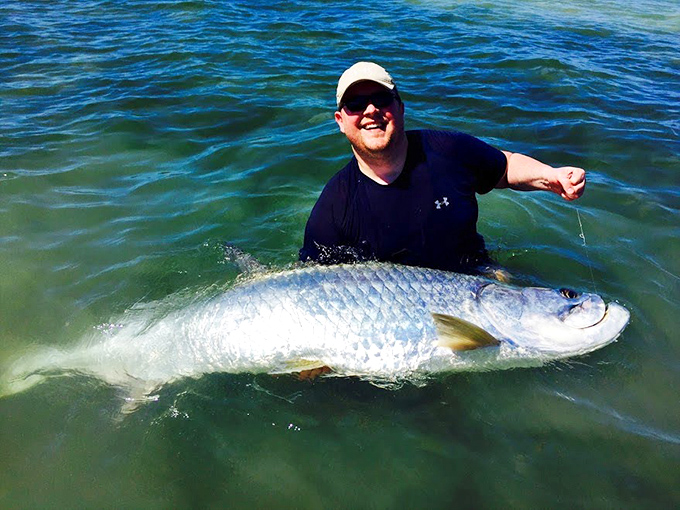 The ultimate meditation – where patience meets possibility in Gulf waters teeming with trophy catches and fishing stories waiting to happen.