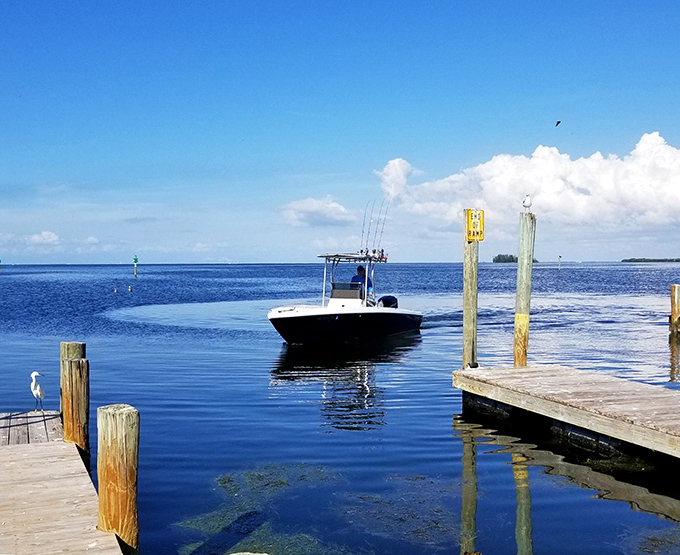 In Holmes Beach, even the boats seem to move with a relaxed purpose. "We'll get there when we get there" attitude included.