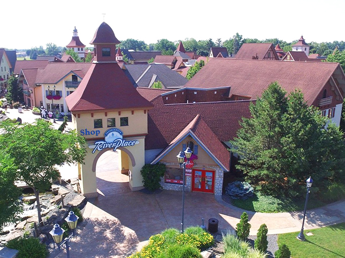 River Place Shops combine Old World charm with modern retail therapy &ndash; dangerous territory for your credit card!