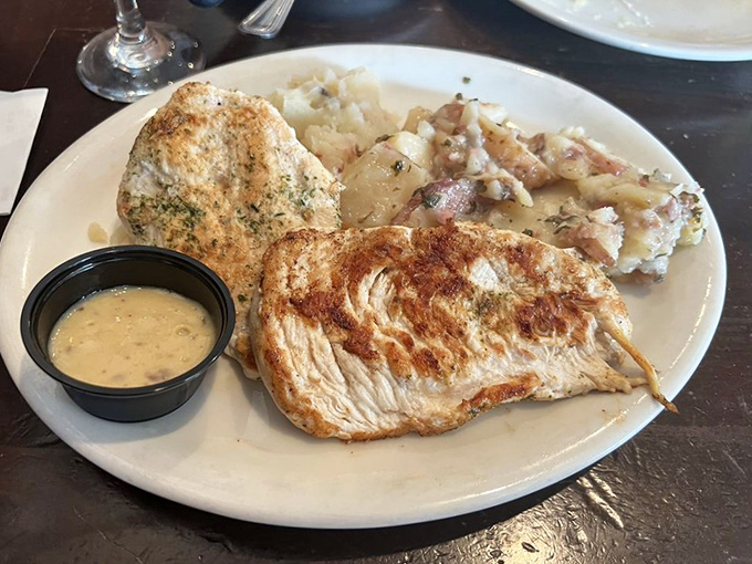 Tender chicken schnitzel with potato salad – proof that simple food done right can be the most satisfying meal on earth.