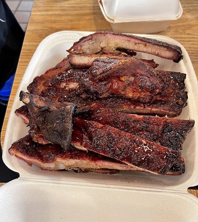 Ribs with the perfect bite &ndash; not falling off the bone (amateurs!), but surrendering with just enough resistance.