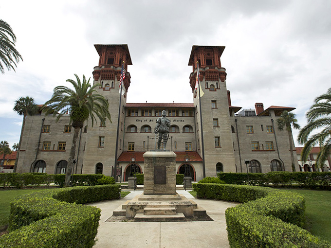 Flagler College's stunning architecture proves that some students really do have better digs than others &ndash; Hogwarts with a Spanish accent and palm trees.