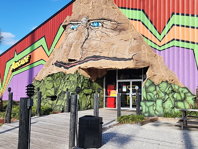 6. entrance to the arcade