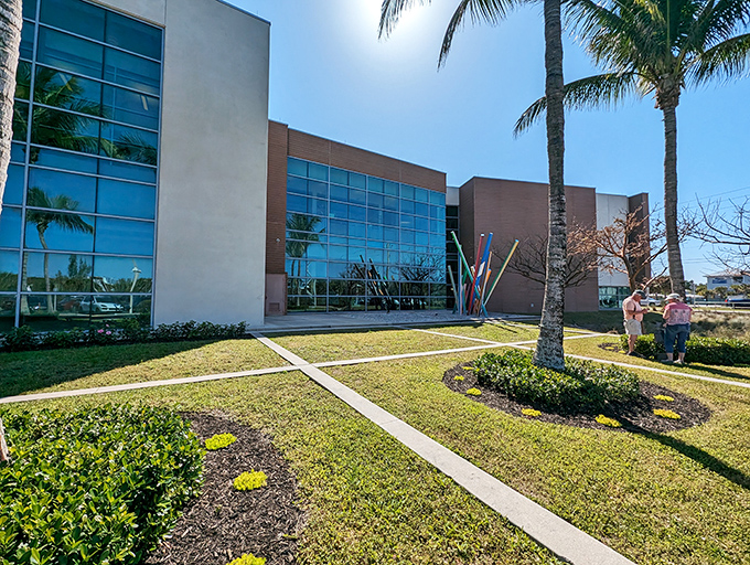 The Elliott Museum's modern architecture houses vintage treasures, from classic cars to maritime memorabilia.