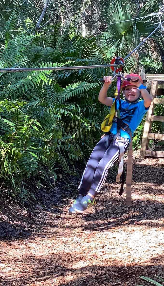 This young adventurer proves that age is just a number when it comes to conquering aerial courses.