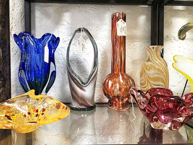 These vibrant vessels capture light like liquid rainbows—proof that our grandparents understood drama long before reality TV existed.