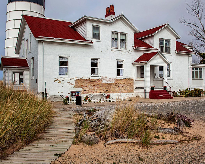 This charming white clapboard house with its red roof has been home to generations of lighthouse keepers and their fascinating stories.