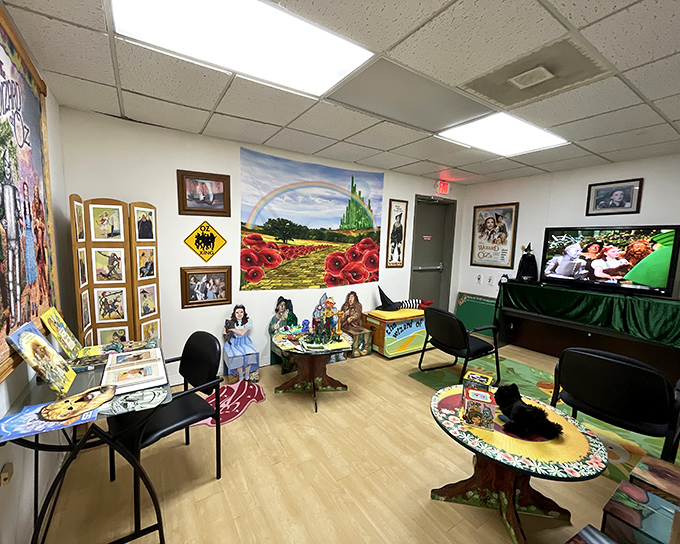 You're not in Kansas anymore! Grab a seat and feel the magic with these delightful Wizard of Oz wall murals and figures.