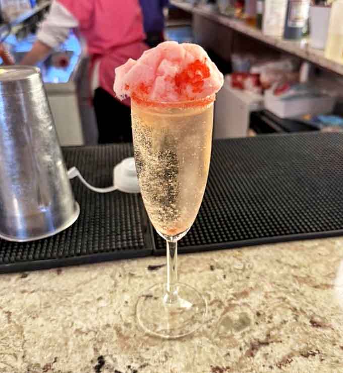 Bubbles meet cotton candy in this elegant champagne flute &ndash; proof that childhood treats can grow up without losing their sense of wonder.