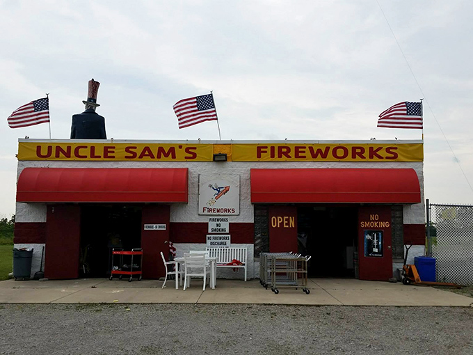 Uncle Sam's Fireworks in Ottawa Lake pairs patriotic architecture with explosive merchandise, creating a perfect thematic shopping experience.