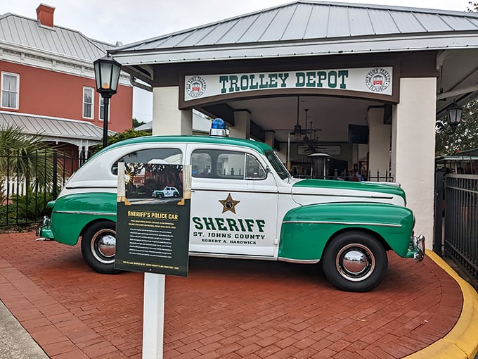 The Old Jail's deceptively charming Victorian exterior hides cells where prisoners&mdash;and now possibly their ghosts&mdash;spent time behind bars.