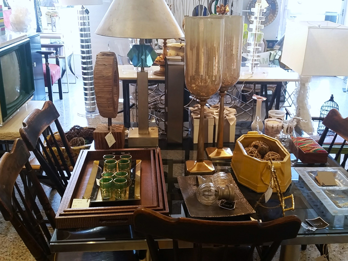 antique row art design district 5