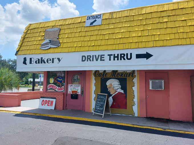 Cafe Mozart German Bakery (St. Petersburg)