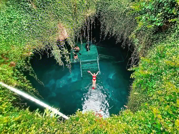 Devil's Den Prehistoric Spring (Williston)