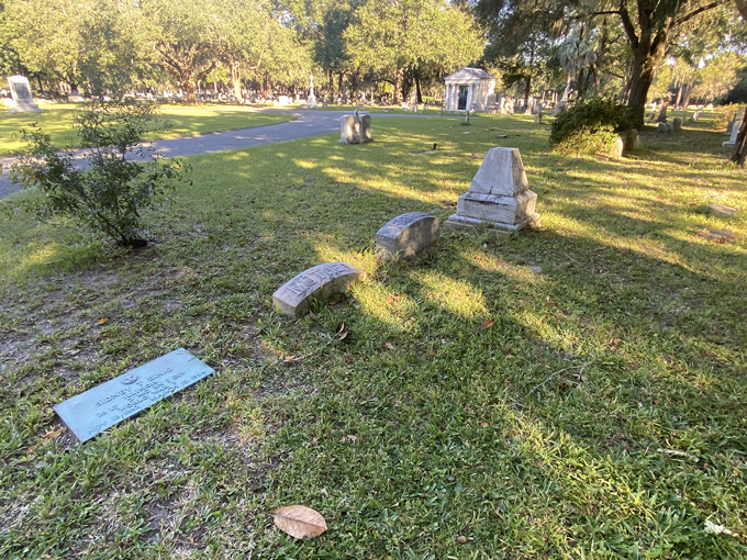 evergreen cemetery 3