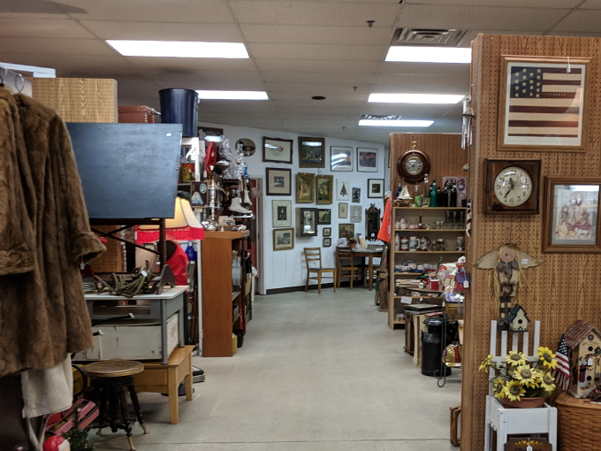 Harvest Antiques & Collectibles 6