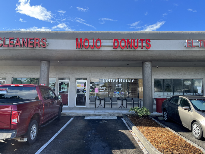 Mojo Donuts (Hollywood)