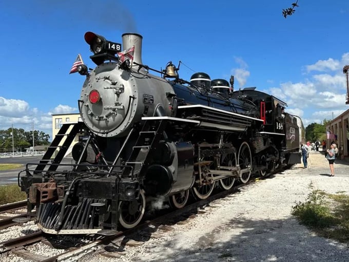 Sugar Express Train 3