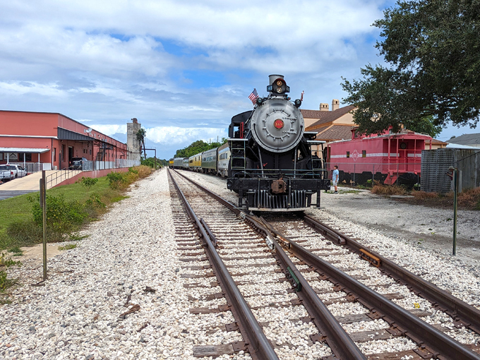 Sugar Express Train 6