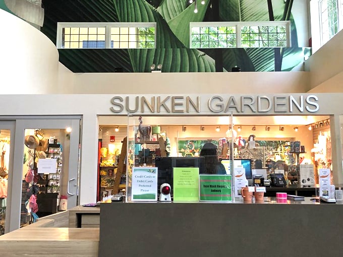 Sunken Gardens Gift Shop (St. Petersburg)