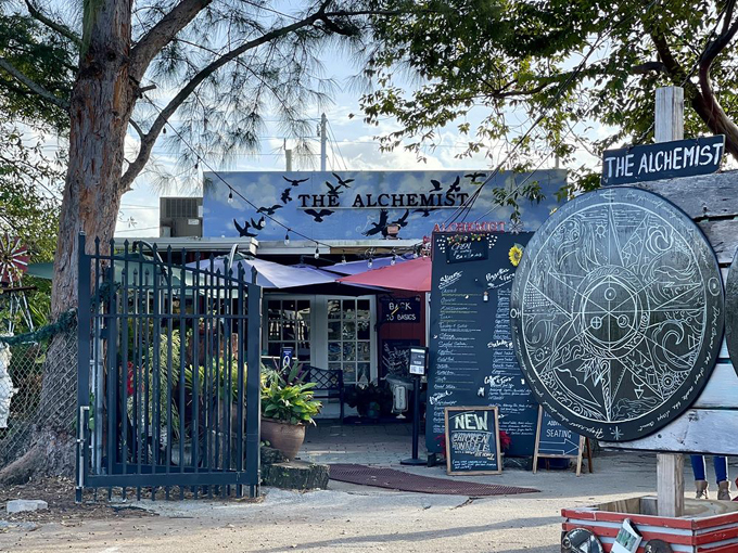 The Alchemist Caf&eacute; (Wilton Manors)