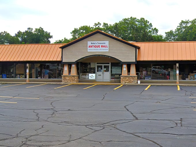 Wally's Treasures Antique Mall 1