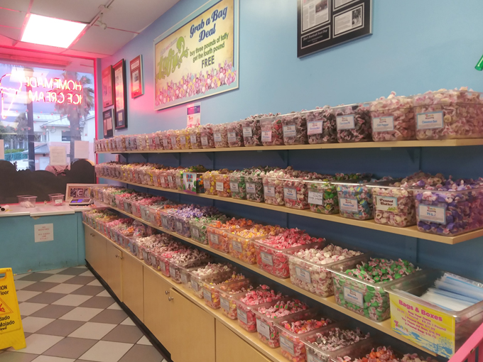 Zeno's Boardwalk Sweet Shop 2