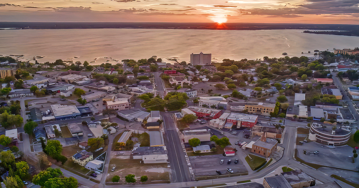 dreamy lakeside city florida ftr