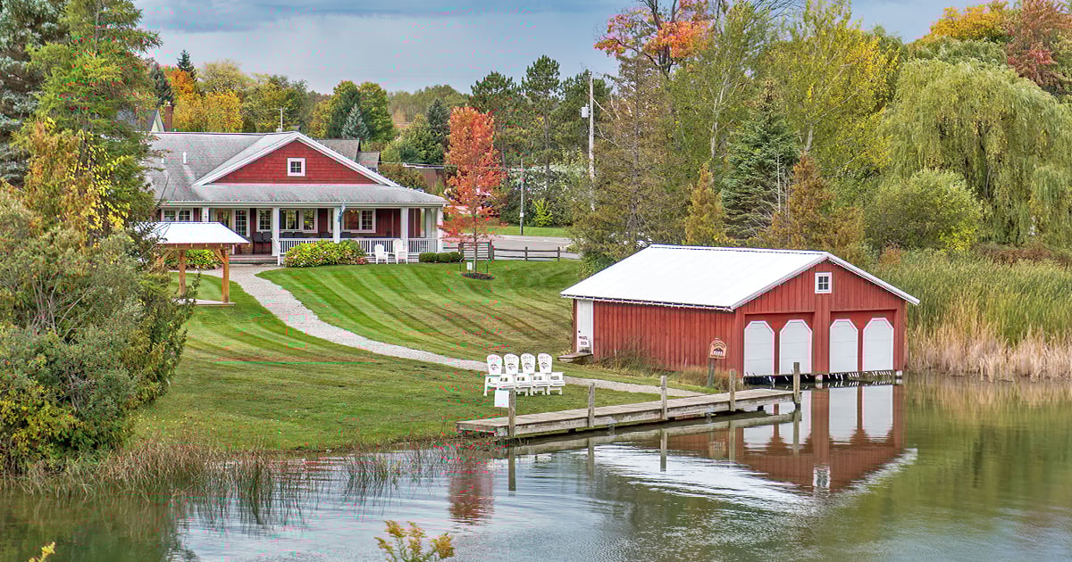 gorgeous waterfront winery michigan ftr