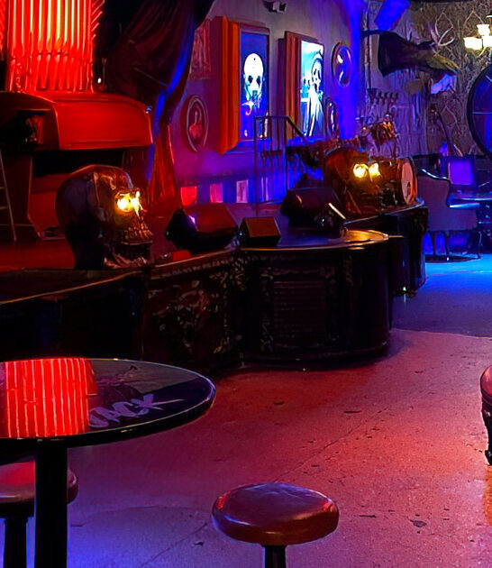 halloween themed bar florida ftr
