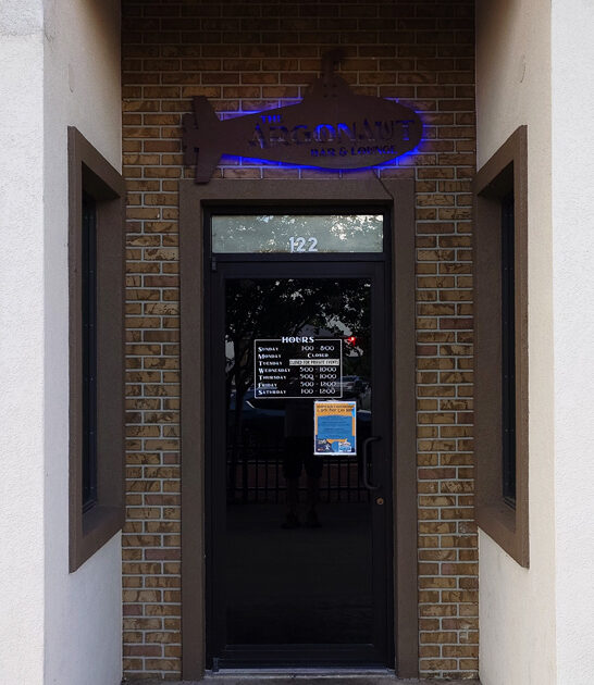 submarine themed bar florida ftr