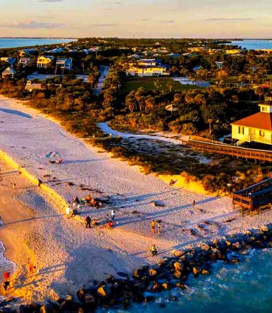 tiny seaside town florida ftr