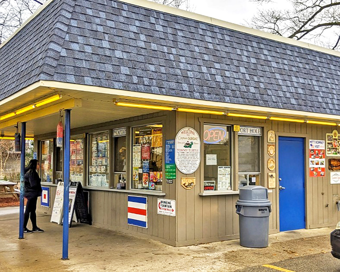 Captain Sundae's unassuming exterior hides a world of frozen treasures, standing ready to welcome ice cream enthusiasts with its nautical charm.