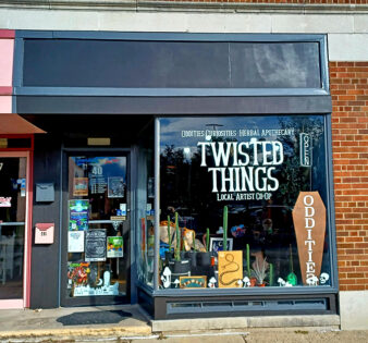 This Fascinatingly Weird Gift Shop In Michigan Is A Wonderland Of ...