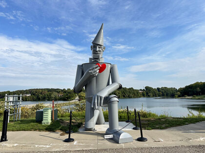 Discover This Whimsical 24-Foot-Tall Tin Man Sculpture Hiding In Michigan