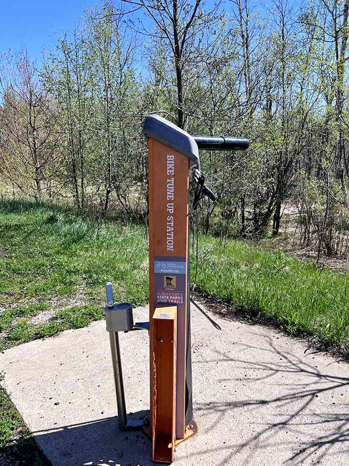 This handy tune-up station stands ready for emergency bike repairs, because flat tires wait for no one, especially miles from civilization.
