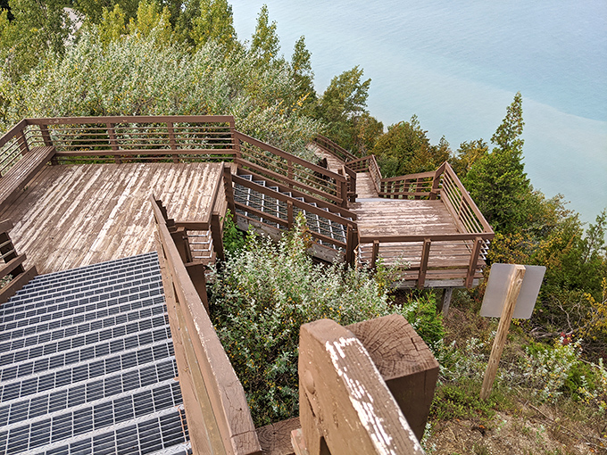 These stairs might test your quads, but they deliver you to viewing platforms where nature shows off like it's auditioning for a travel magazine.